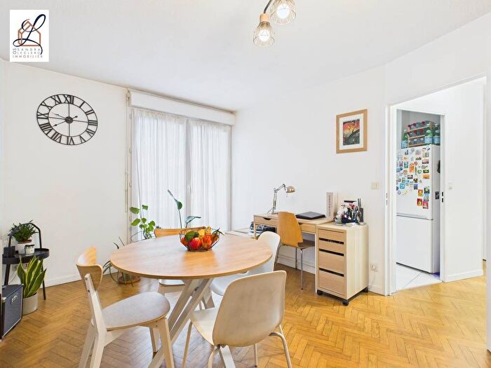 Appartement à vendre - Sucy-en-Brie - 2 pièces - 1 chambre