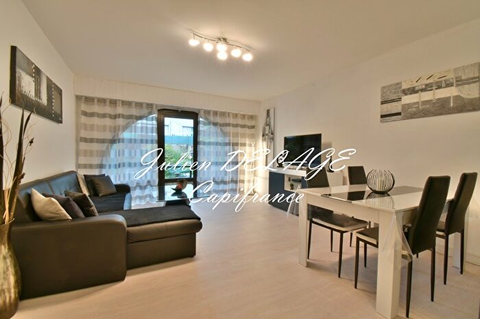 Appartement à vendre - Embrun - 3 pièces - 2 chambres