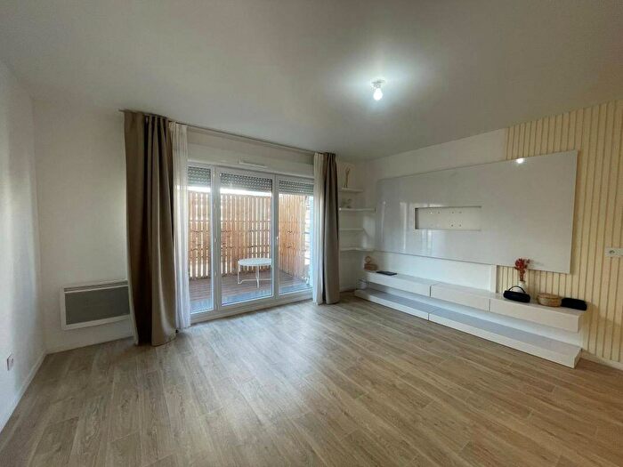 Appartement à louer - Tarterêts Sud, Corbeil-Essonnes - 3 pièces - 2 chambres