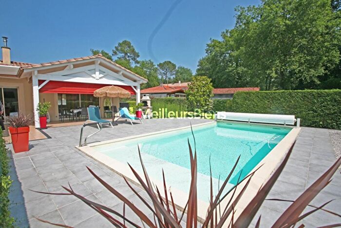 Maison à vendre - Saint-Morillon - 5 pièces - 3 chambres