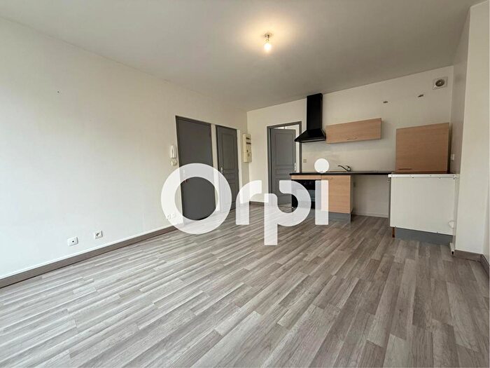 Appartement à louer - Surgères - 2 pièces - 1 chambre