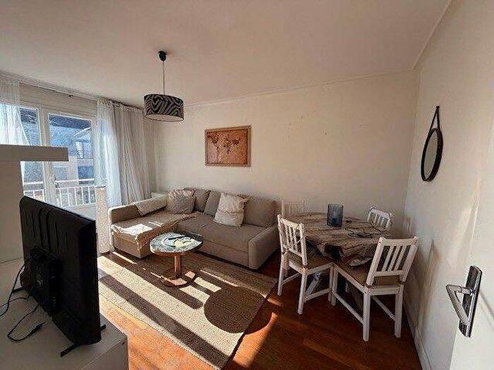 Appartement 3 pièces à Divonne-les-Bains, à louer