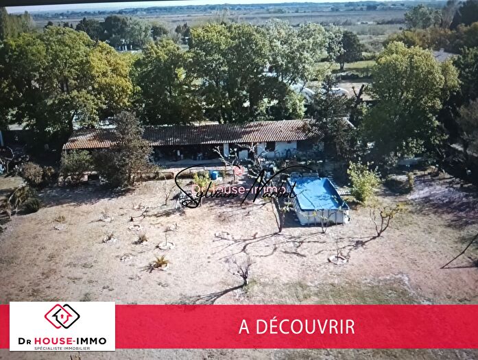 Aigues-Mortes : Maison 2 pièces à vendre