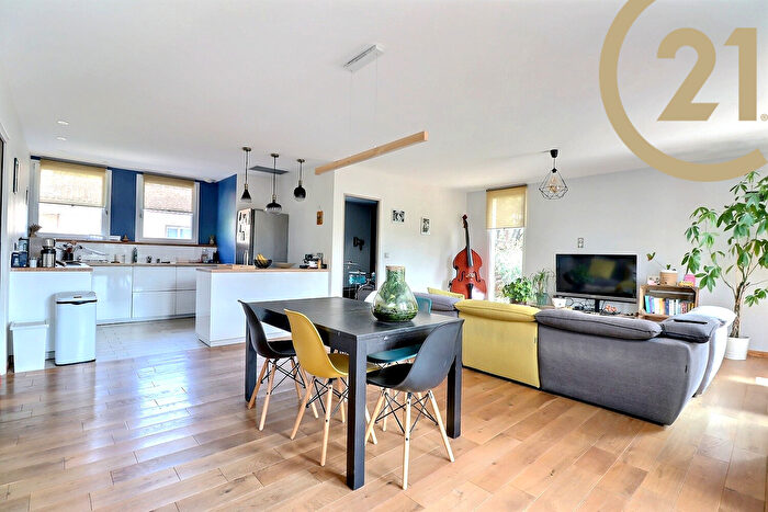 Maison à vendre - Fréjus - 5 pièces - 4 chambres