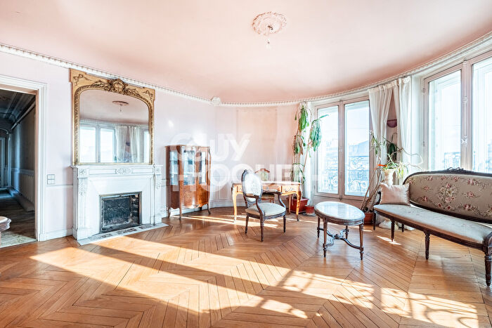 Asnières-sur-Seine, Bécon, Bourguignons : Appartement 5 pièces à vendre
