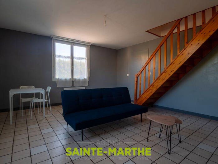 Maison 3 pièces à Celles-sur-Belle, à louer