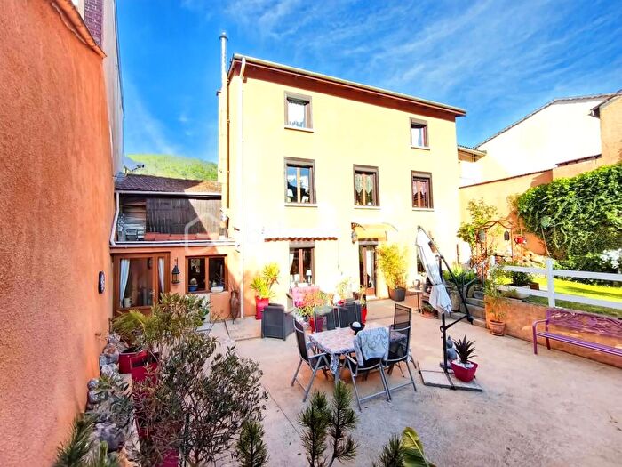 Maison à vendre - Sail-sous-Couzan - 9 pièces - 6 chambres