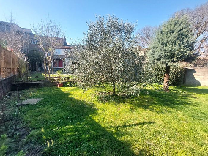 Maison à vendre - Allègre-les-Fumades - 8 pièces - 3 chambres