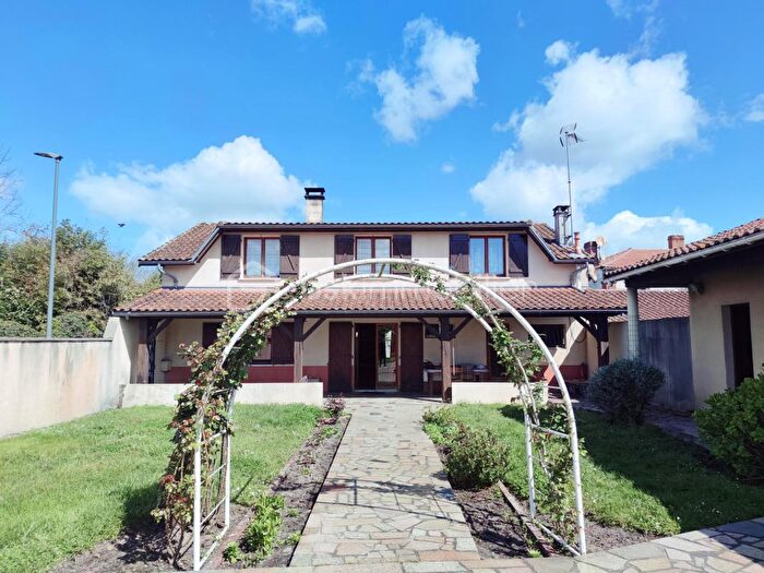 Maison à vendre - Le Teich - 8 pièces - 7 chambres