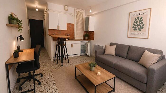 Appartement 1 pièce à louer - Centre Ville, Aix-en-Provence