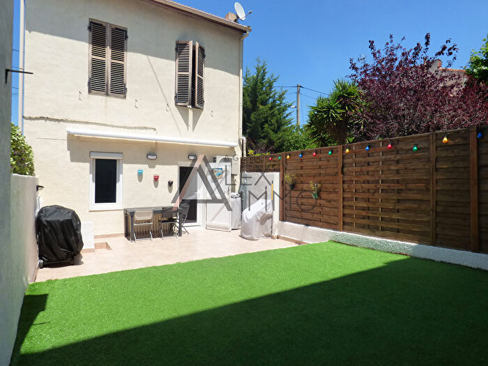 Maison 3 pièces à Marseille 12ème, Montolivet, à vendre