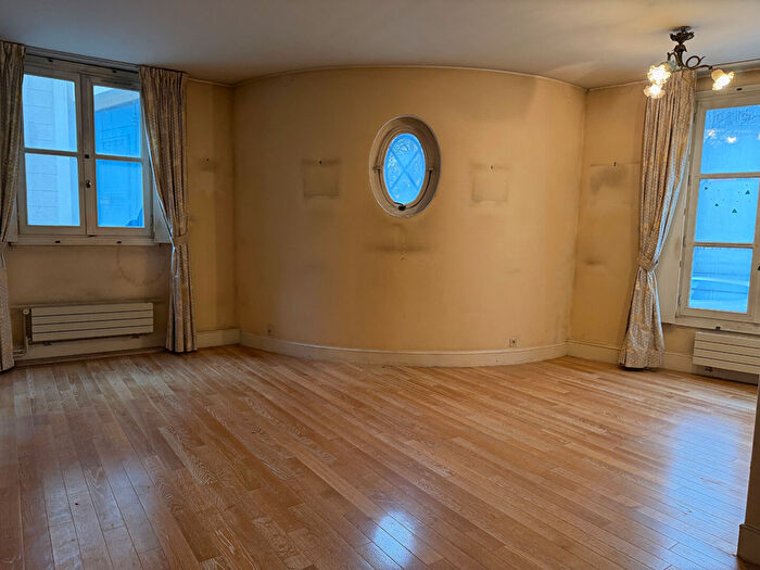 Appartement à vendre - Versailles, Saint-Louis - 1 pièce