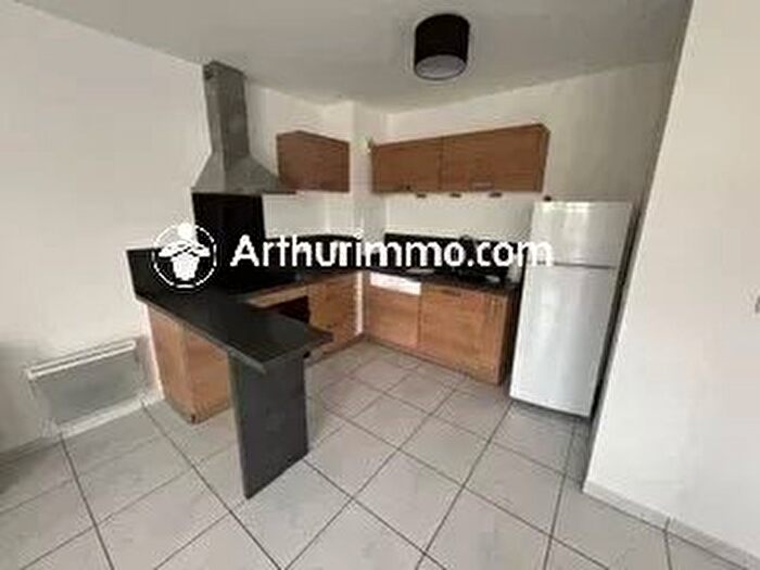 Appartement 3 pièces à louer à Savigny-le-Temple, Plessis-le-Roi