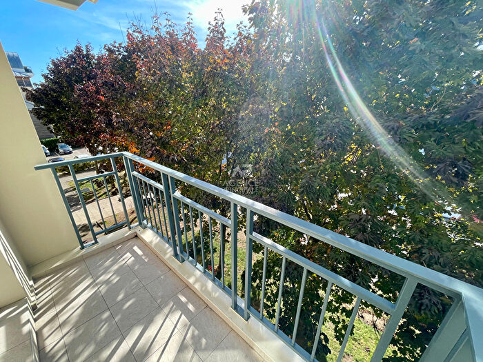 Appartement à vendre - Poissy, Foch, Les Sablons - 3 pièces - 2 chambres