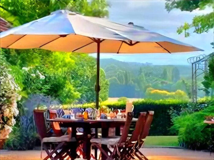 Maison à vendre - Issigeac - 8 pièces - 10 chambres