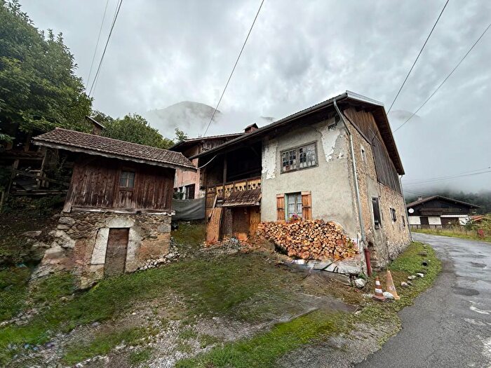 Maison à vendre - Magland - 5 pièces - 2 chambres