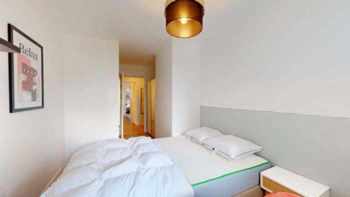 Appartement à louer - Gambetta, Courbevoie - 1 pièce