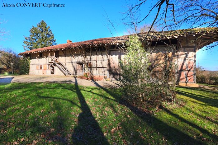 Maison à vendre - Montrevel-en-Bresse - 7 pièces - 3 chambres