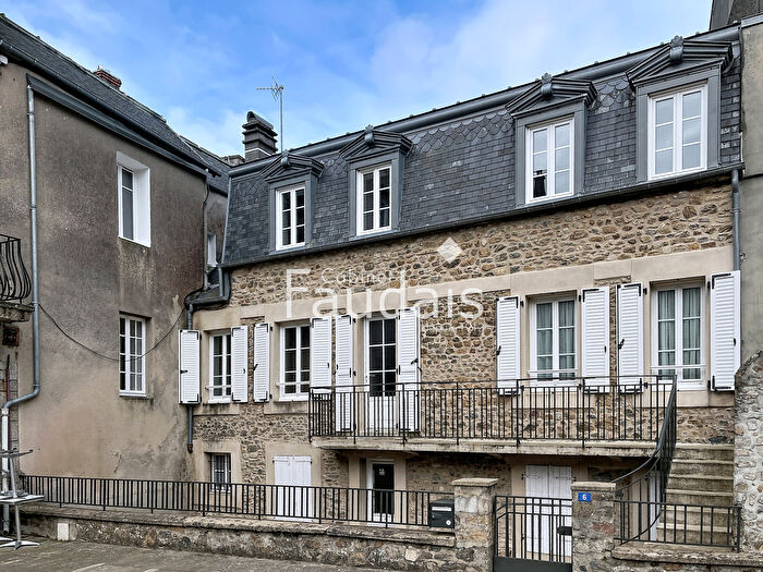 Maison à vendre - Coutances - 7 pièces - 6 chambres