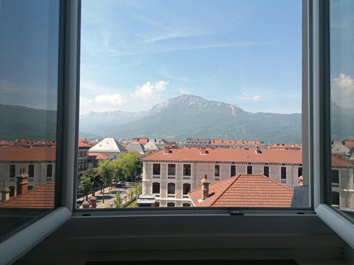 Appartement 1 pièce à Grenoble, Centre-ville, à vendre