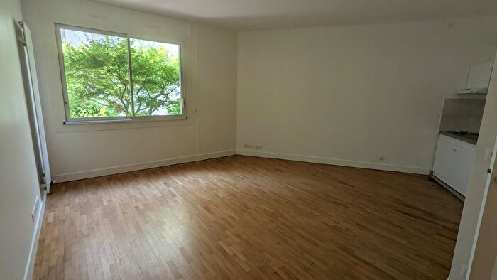 Appartement 1 pièce à louer à Levallois-Perret, Henri Barbusse