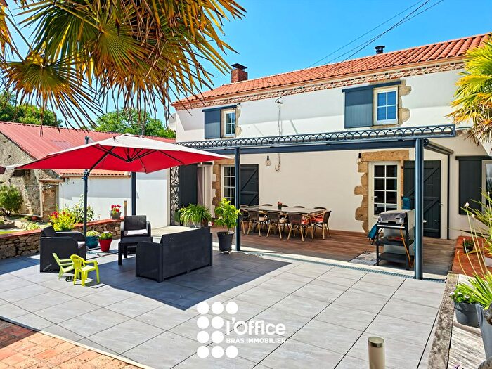 Maison à vendre - Sainte-Flaive-des-Loups - 11 pièces - 7 chambres