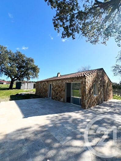 Maison à vendre - Aléria - 5 pièces - 3 chambres