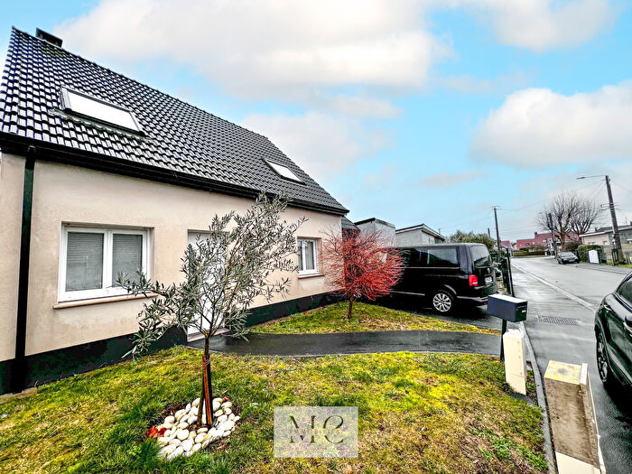 Maison à vendre - Carvin, Route de Lens, Route de Courrières, Château - 5 pièces - 3 chambres