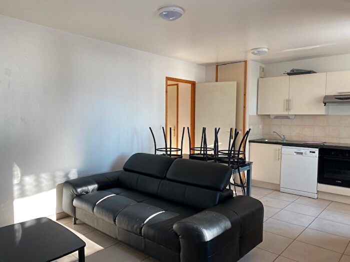 Saint-Jean-d'Arvey : Appartement 2 pièces à louer