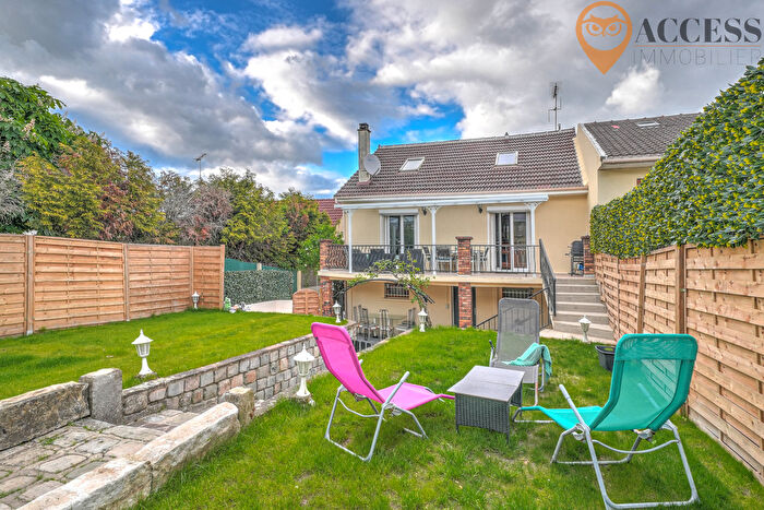 Maison à vendre - Montigny-lès-Cormeilles, Village - 5 pièces - 3 chambres