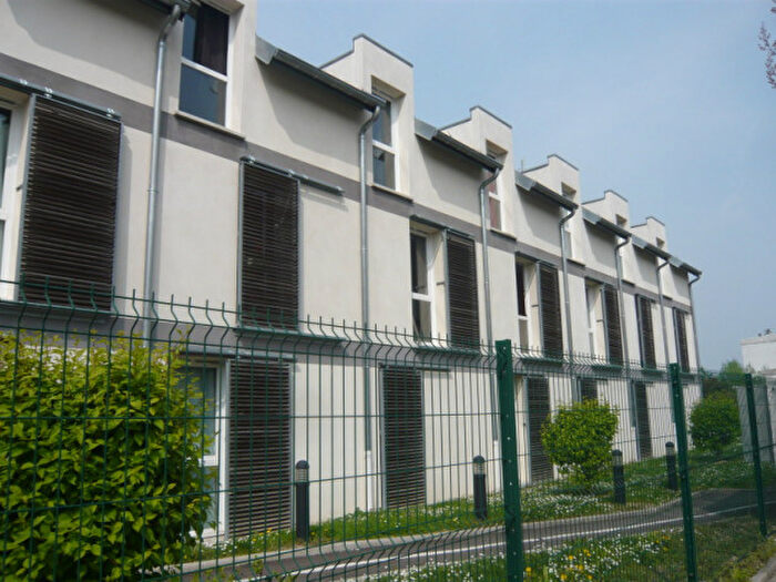 Appartement à louer - Troyes, Chartreux - 1 pièce