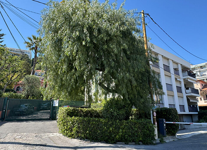 Appartement 3 pièces à vendre à Nice, Saint-Philippe, Estienne dOrves