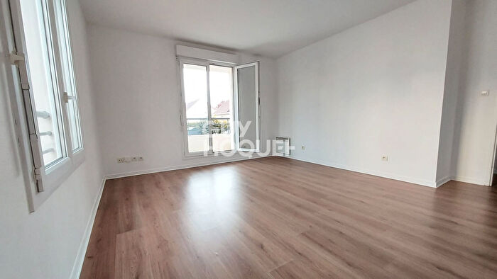 Appartement 2 pièces à Lèves, à louer