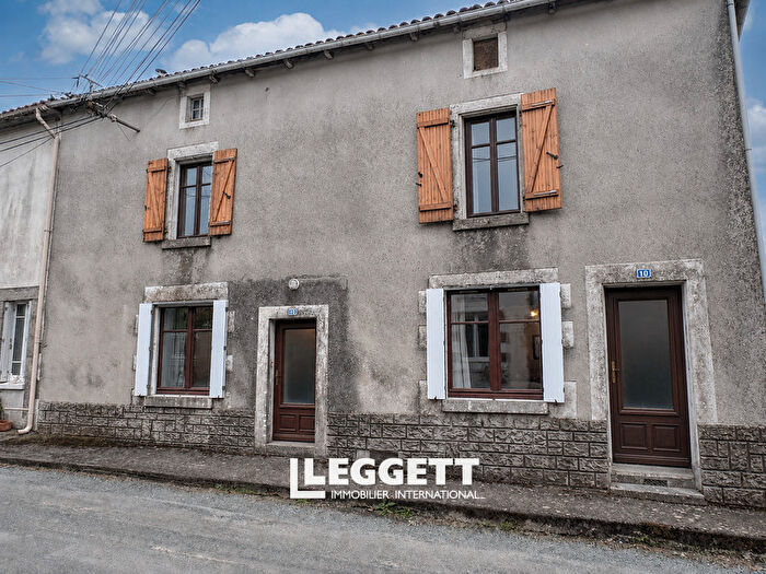 Breuil-Barret : Maison 6 pièces à vendre