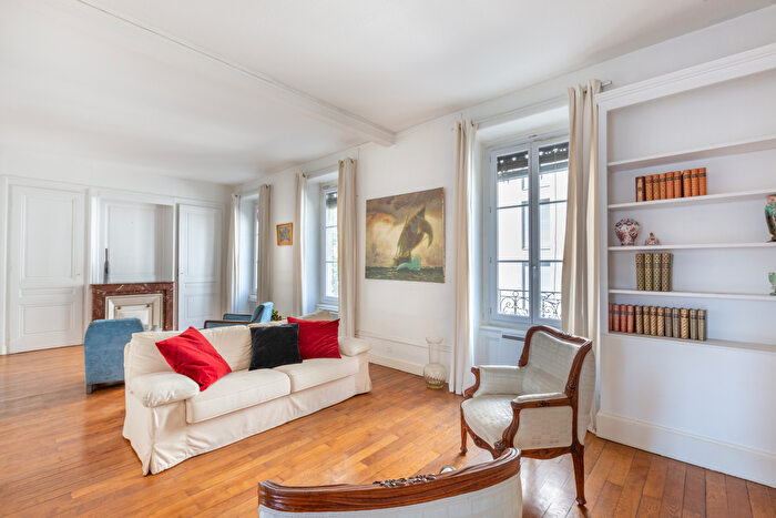 Appartement 4 pièces à vendre à Villeurbanne, République, Tolstoi