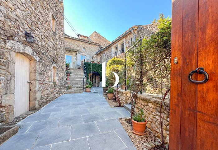 Maison à vendre - Goudargues - 10 pièces - 5 chambres