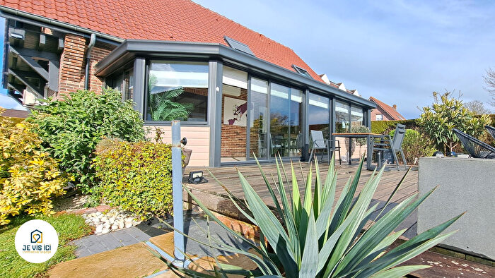 Maison à vendre - Hinges - 8 pièces - 4 chambres