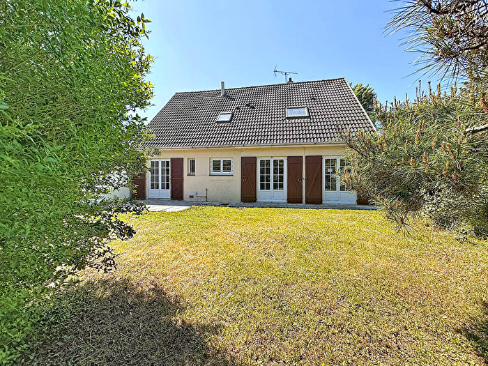 Maison 6 pièces à Villiers-Saint-Frédéric, à vendre