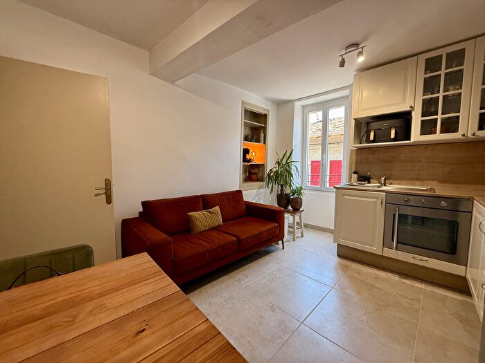 Moulézan : Maison 2 pièces à vendre
