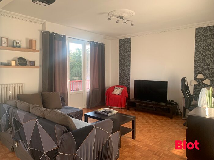 Appartement à louer - Fougères - 3 pièces - 2 chambres