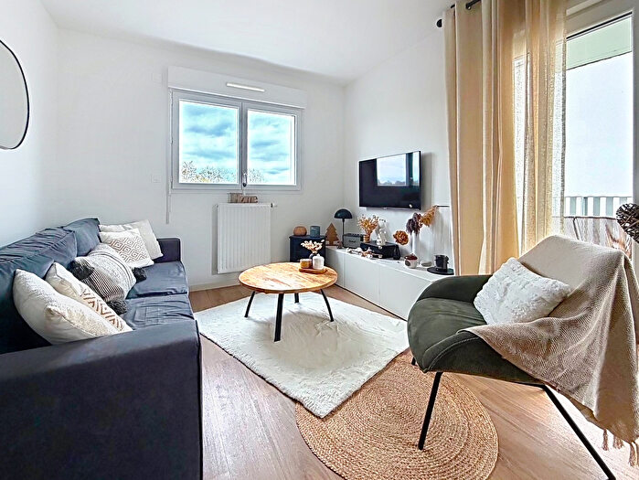 Appartement à vendre - Le Rheu - 3 pièces - 2 chambres