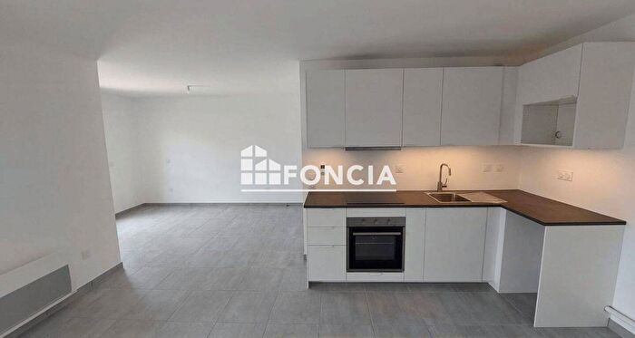 République, Clermont-Ferrand : Appartement 1 pièce à louer