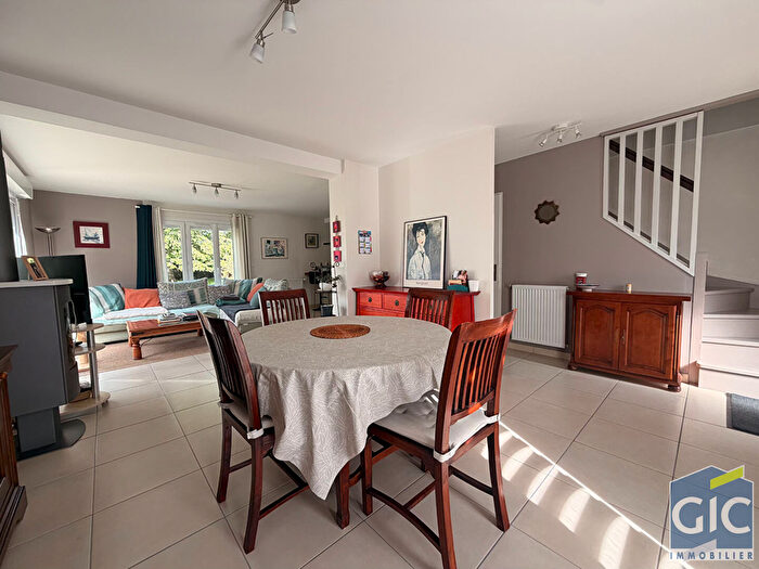 Maison 5 pièces à Cormelles-le-Royal, à vendre