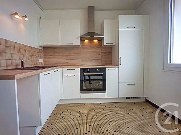 Appartement à louer - Troyes, Saint-Martin - 3 pièces - 2 chambres