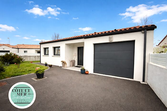 Maison à vendre - Saint-Jean-de-Monts, Route des Sables, Beaulieu, Forêt Domaniale Pays de Monts - 4 pièces - 3 chambres