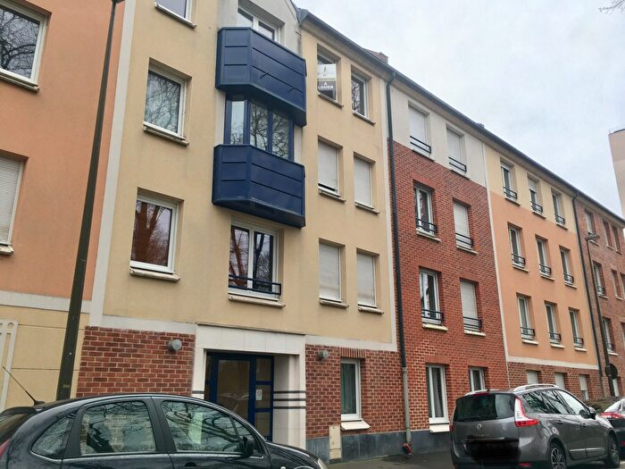 Appartement à louer - Amiens - 2 pièces - 1 chambre