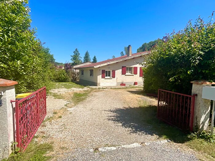 Maison 6 pièces à louer - Dénat