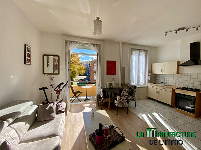 Appartement 3 pièces à vendre à Saint-Étienne, Saint-Roch, Vivaraize, Valbenoite, Centre Deux