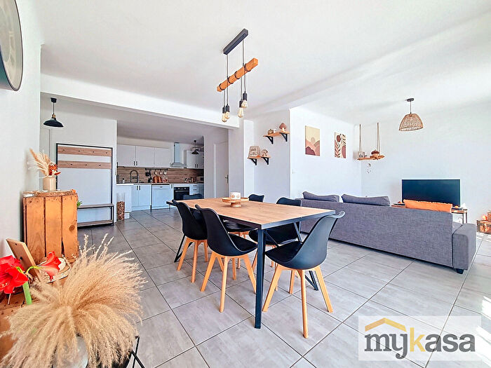 Appartement à vendre - Port-de-Bouc, Tassy - 4 pièces - 3 chambres