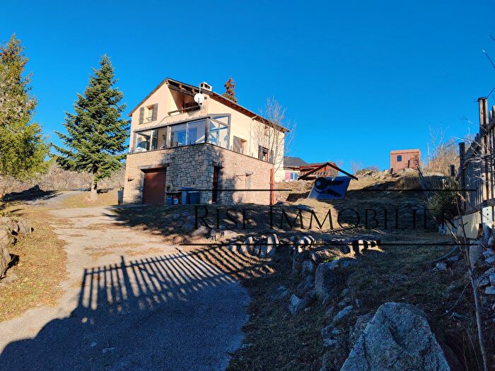 Maison à vendre - Font-Romeu-Odeillo-Via - 5 pièces - 4 chambres